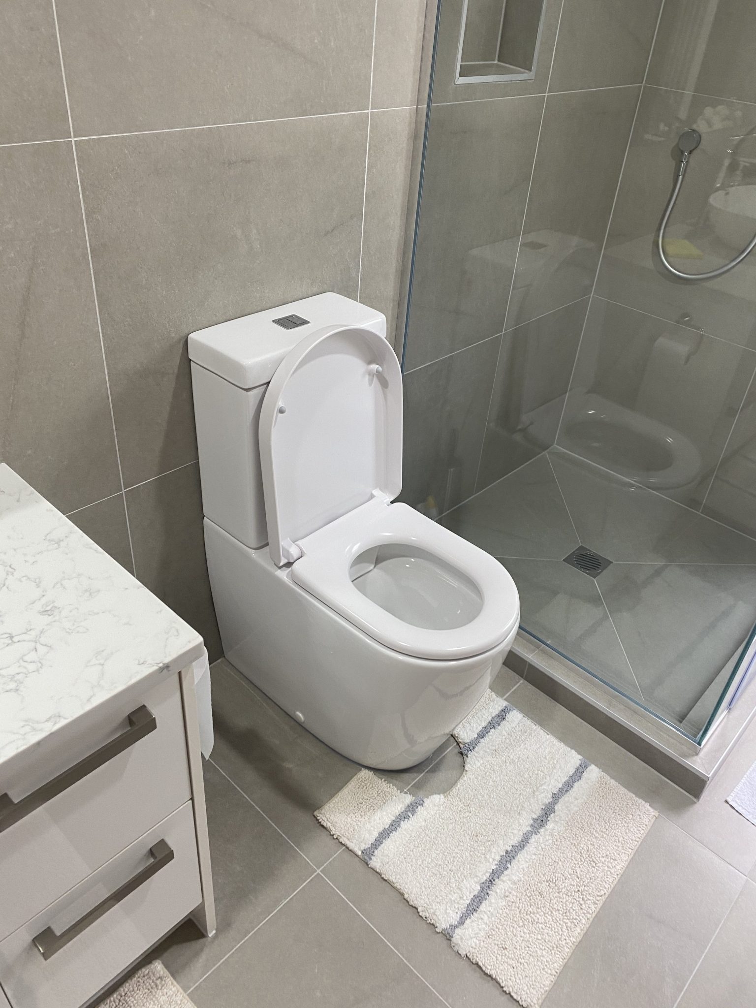 BATHROOM RENOVATION - SSS Building and Maintenance